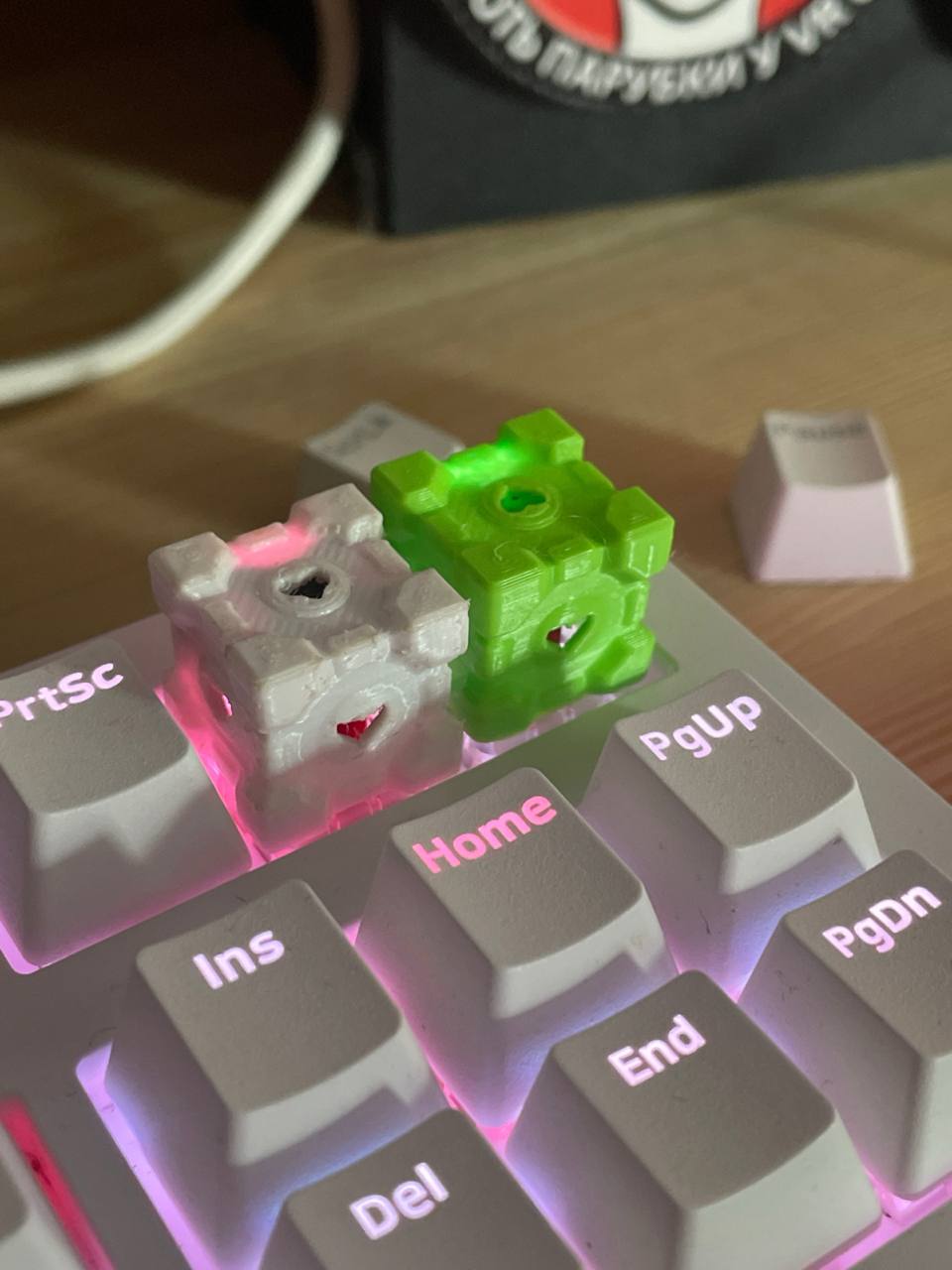 keycap switch portal cube by Hon4 | Download free STL model ...