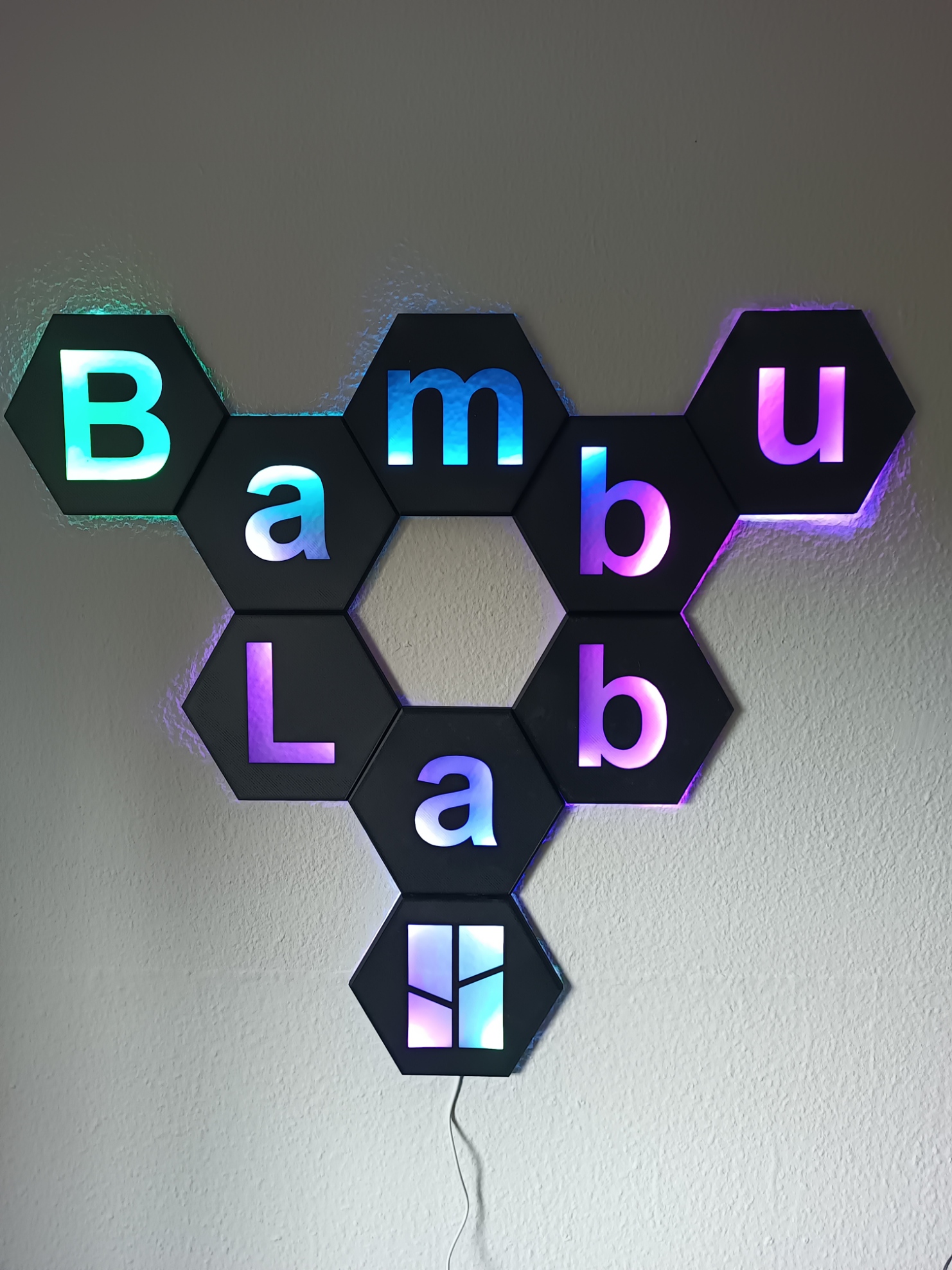 Bambu Lab Wandlogo mit Beleuchtung by M.K | Download free STL model ...