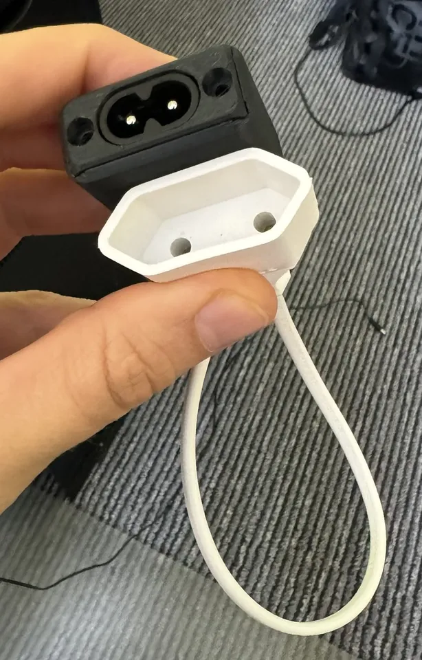 IEC C8 to 2-pole socket by tcp_j | Download free STL model | Printables.com