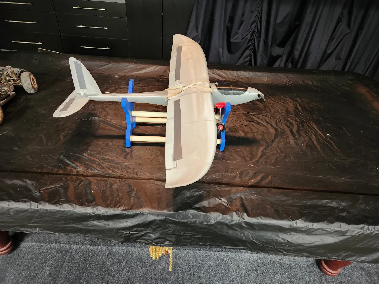 RC plane stand by Luc Laflamme | Download free STL model | Printables.com