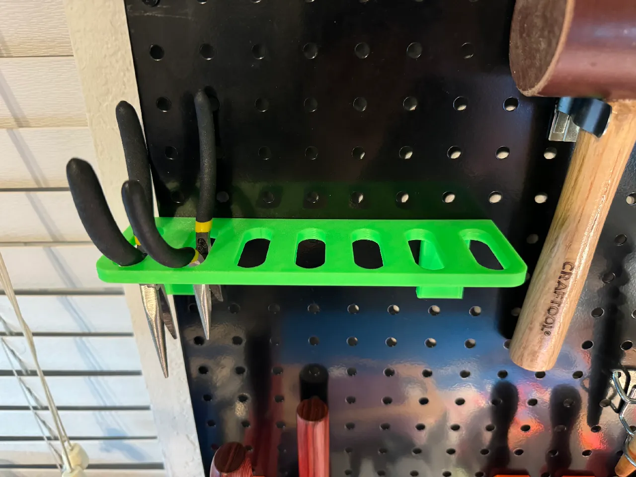 Peglock Pliers Rack by Hawkeye0554987 | Download free STL model ...