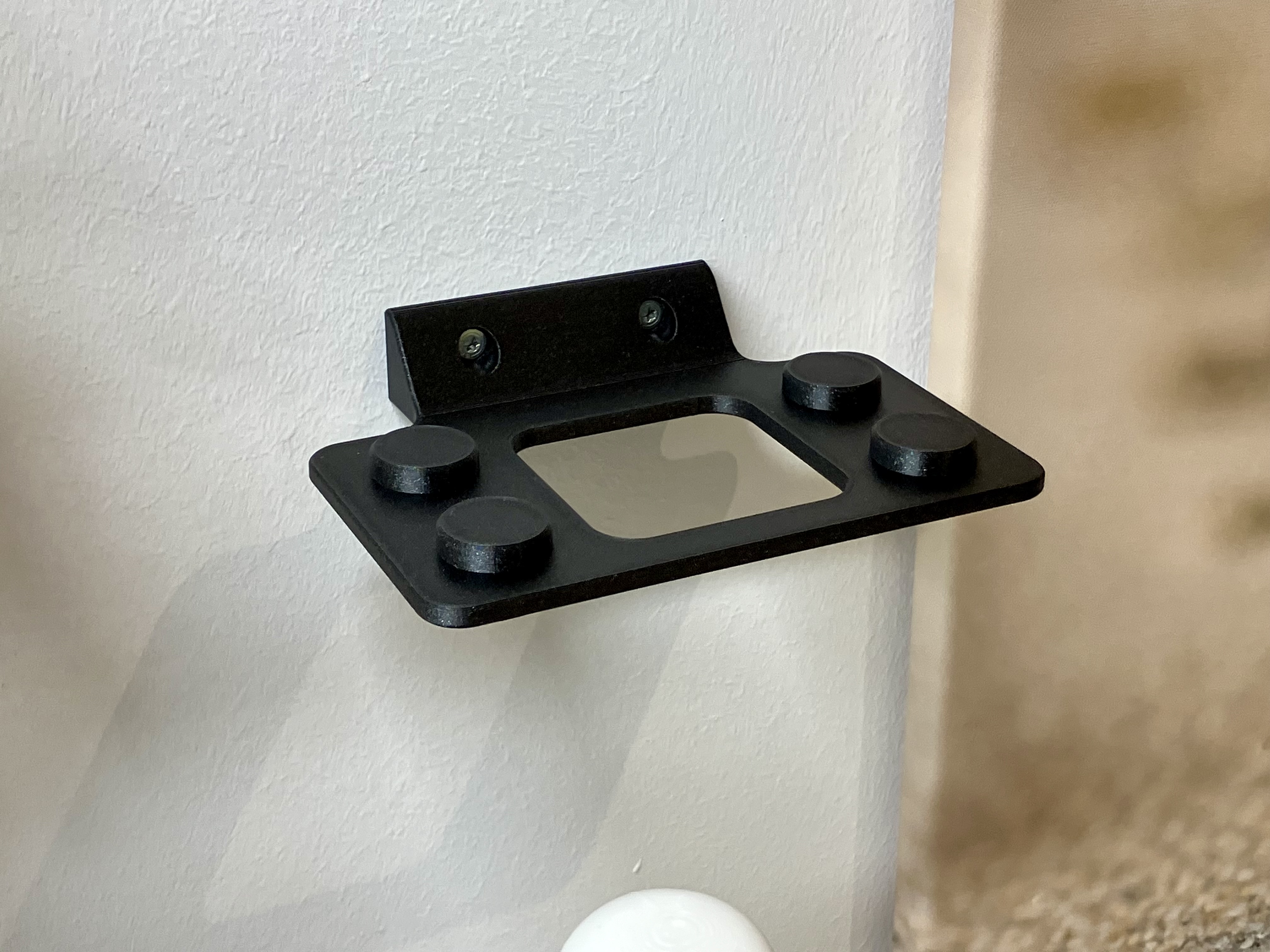 BigBricks Wall Mount R2D2 by Mike81622 | Download free STL model ...