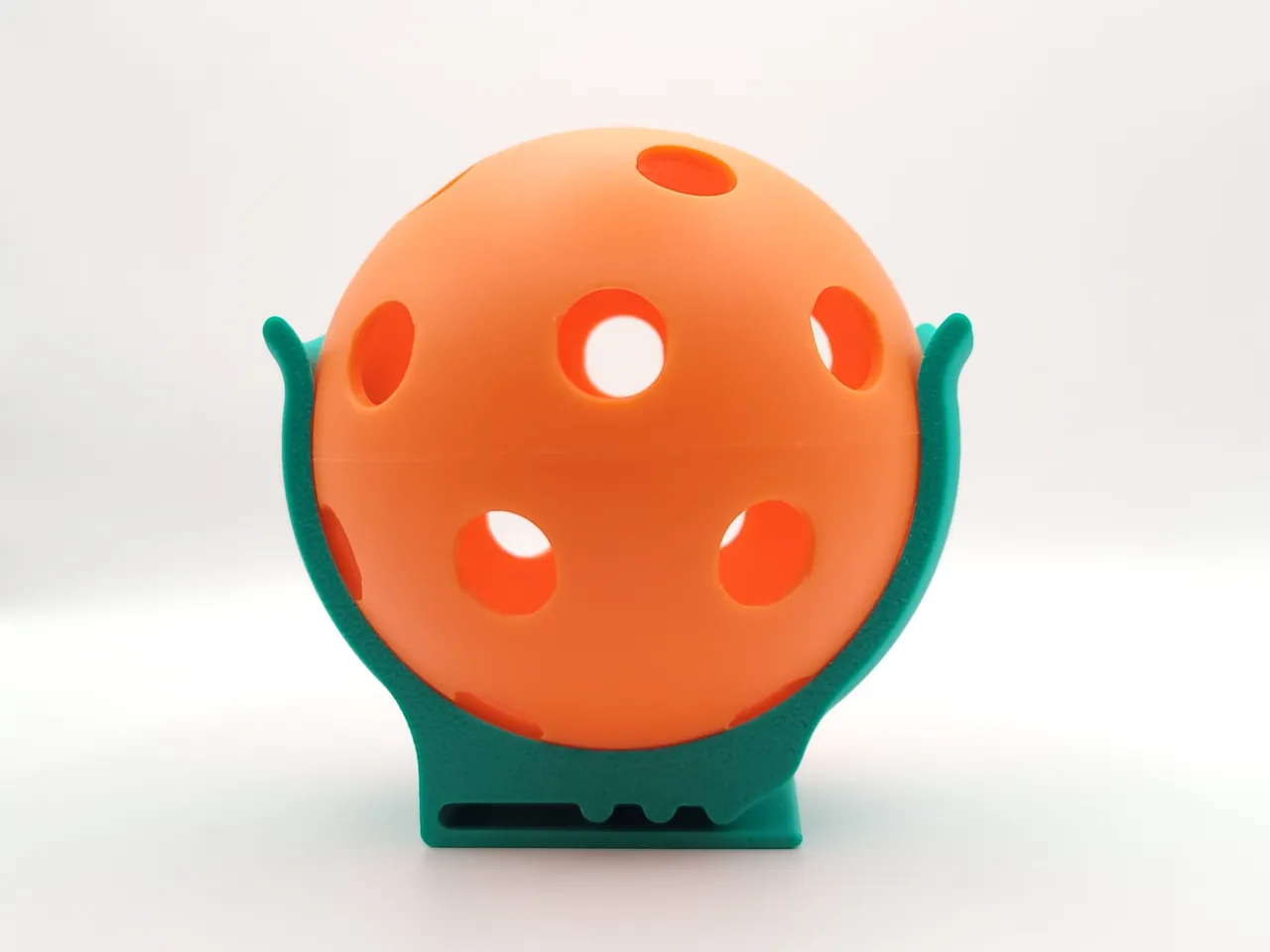 Pickleball Ball Clip by Bag0chips | Download free STL model ...