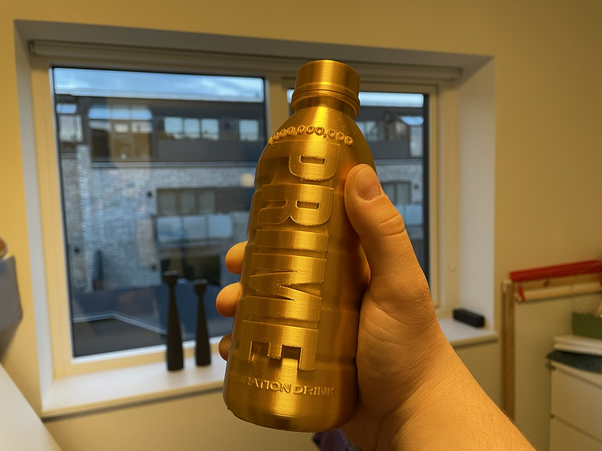 $1,000,000 GOLD PRIME BOTTLE! von lowlandet | Kostenloses STL-Modell ...