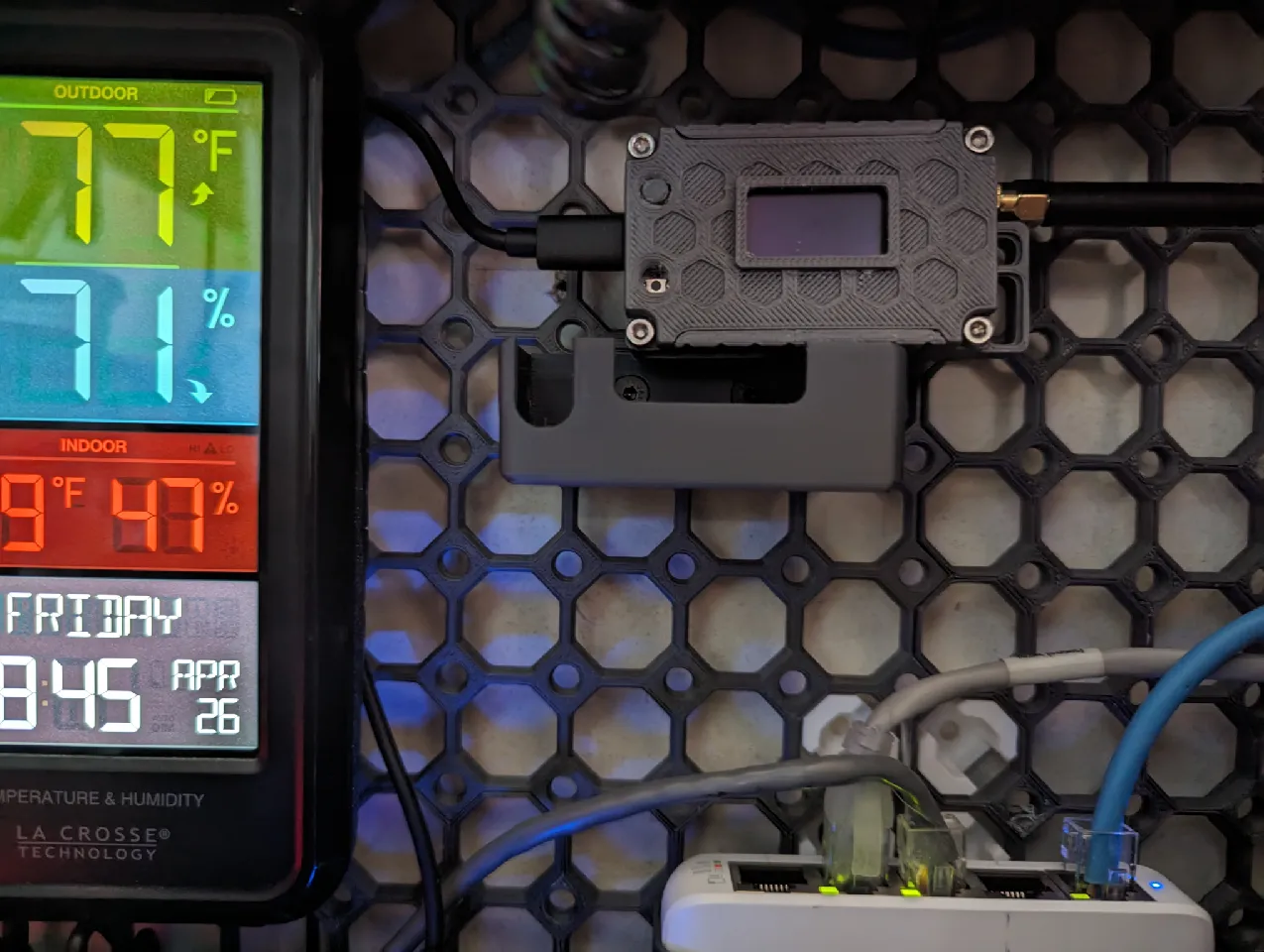 Heltec V3 Mini Case Mount for Multiboard by Bones™ | Download free STL ...