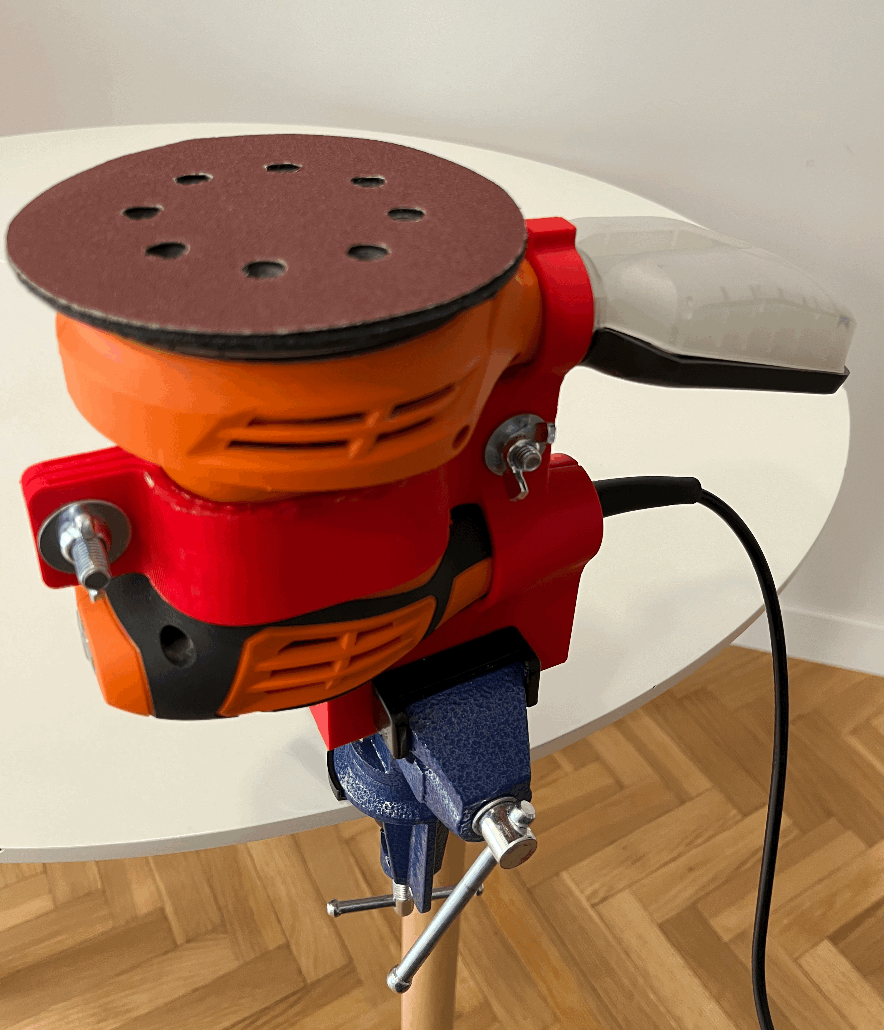 Orbital Sander Vise holder TACKLIFE PRS02A by Muffelkraft Download free STL model Printables