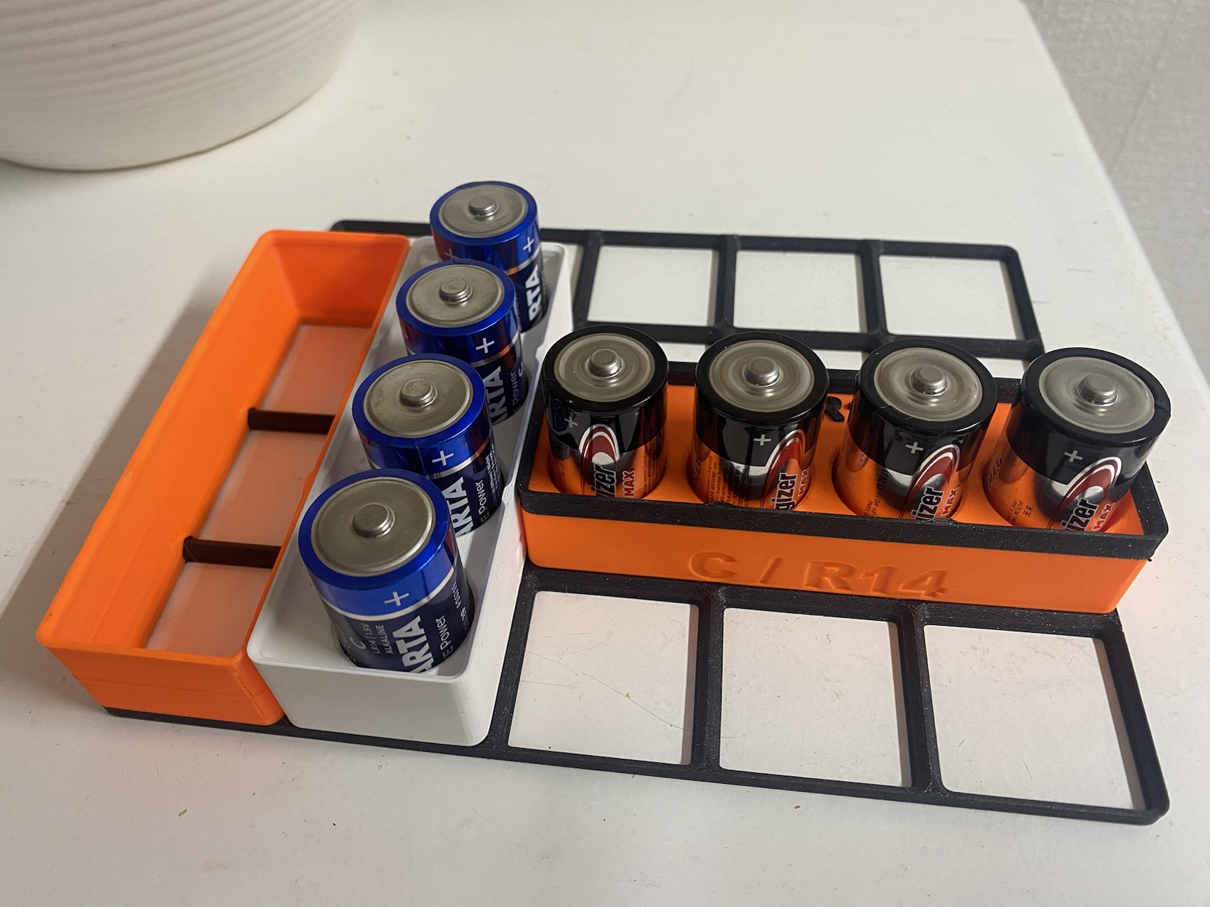 Gridfinity C / R14 / LR14 battery bin and spacer by Patrik Franzen | Download free STL model ...