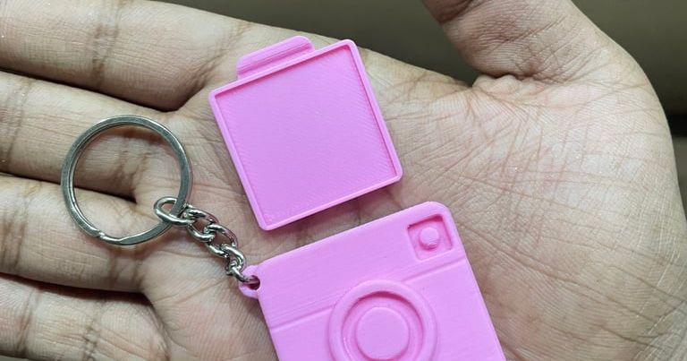 Instagram Camera Keychain by Shahreyar Ali | Download free STL model ...