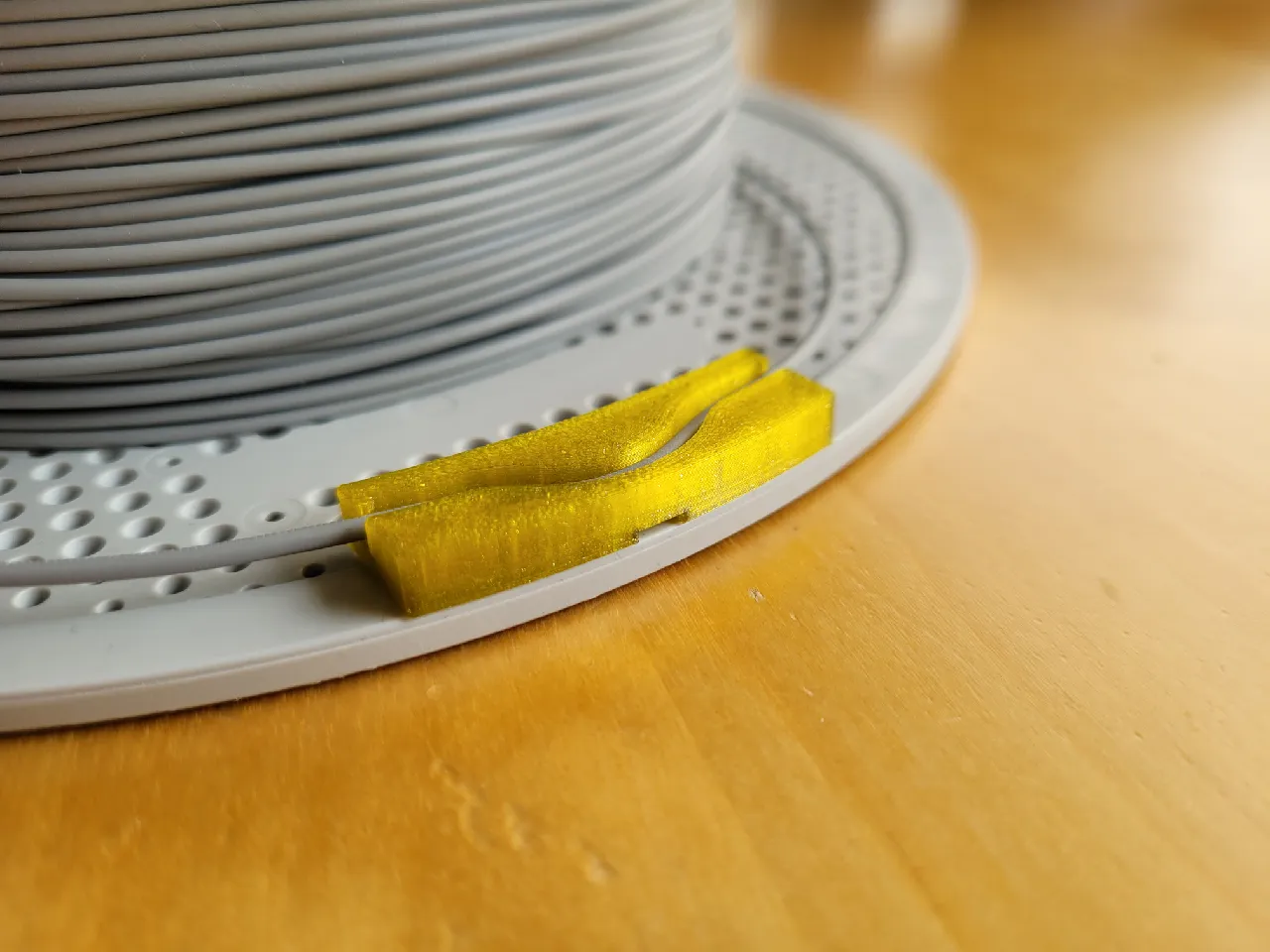 Filament Clip for Bambu Lab Spool by Andy | Download free STL model ...