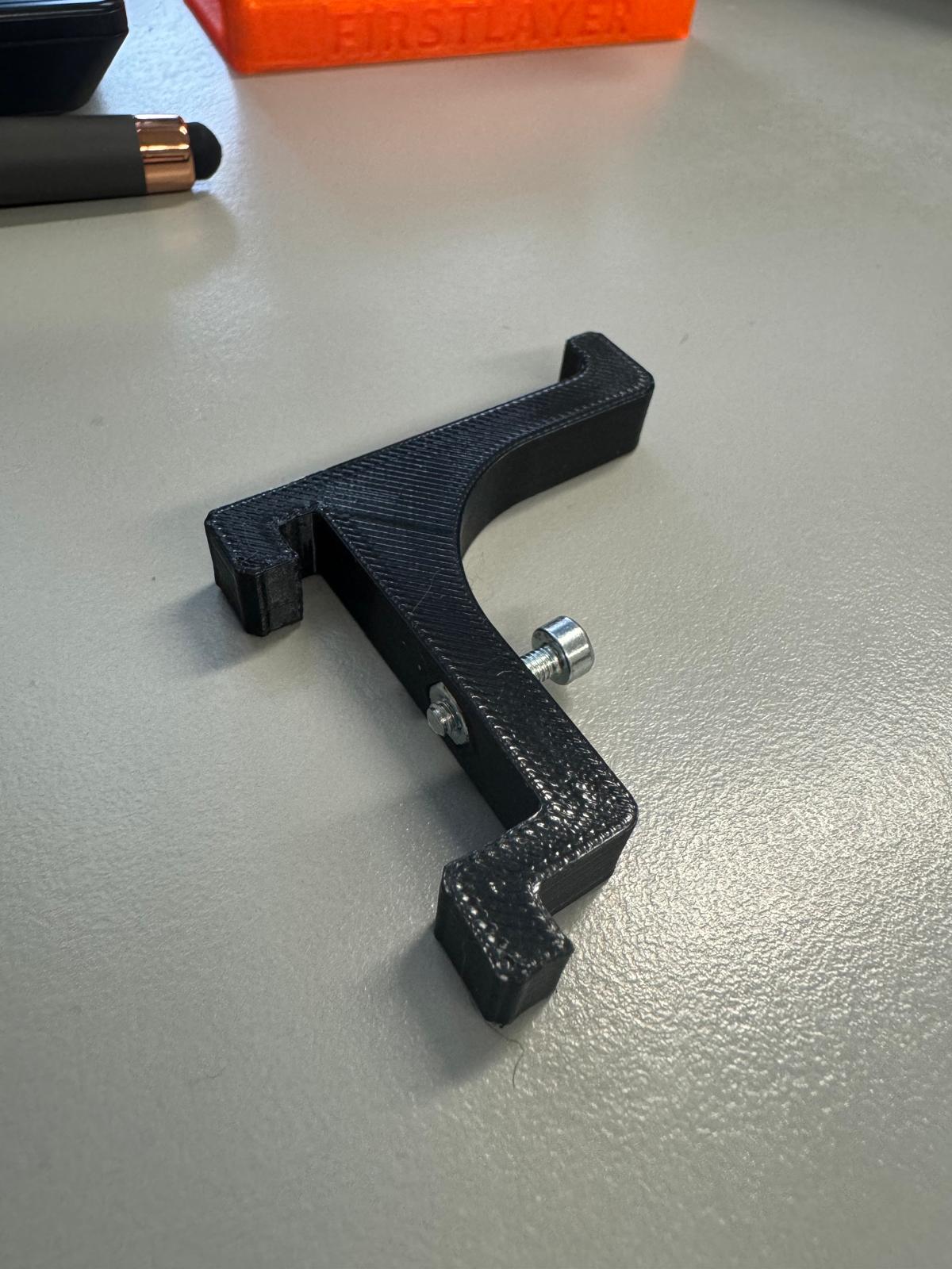 Perforated plate hook, normal by Firstlayer Oy | Download free STL ...