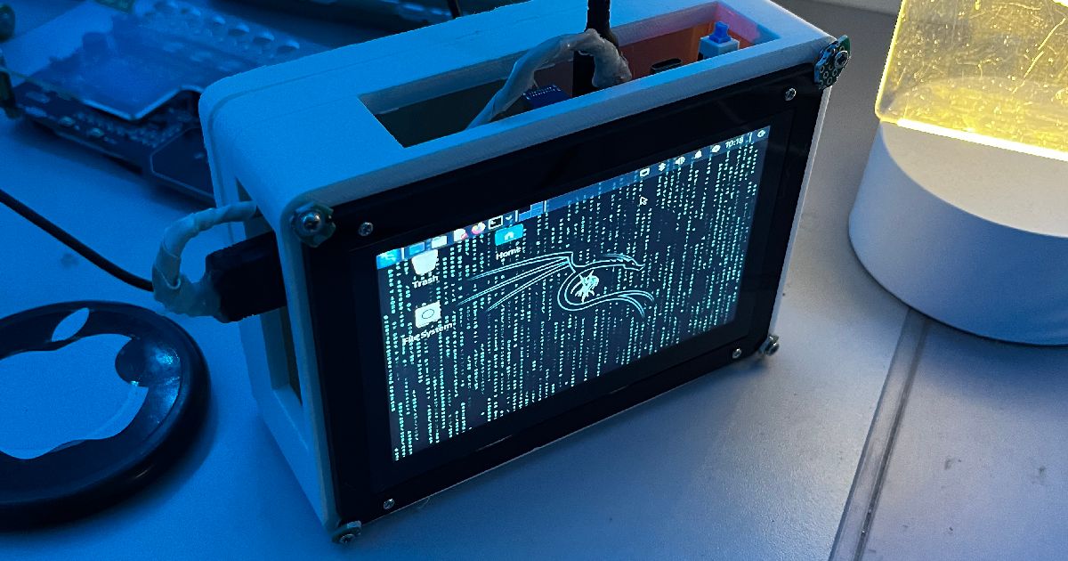 Raspberry Pi 4, 5 inch display case v1 by Doelmm | Download free STL ...