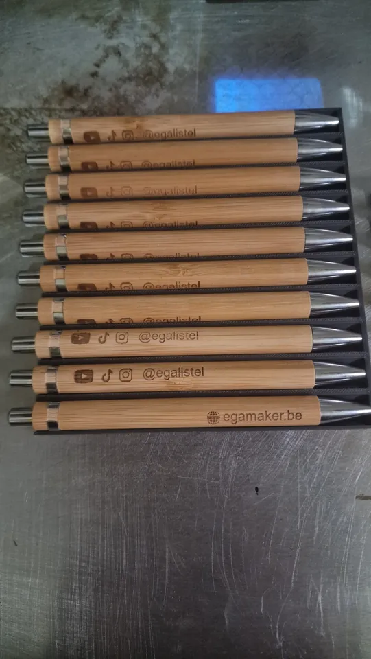 engraving pen holder by Les impressions D'ega | Download free STL model ...