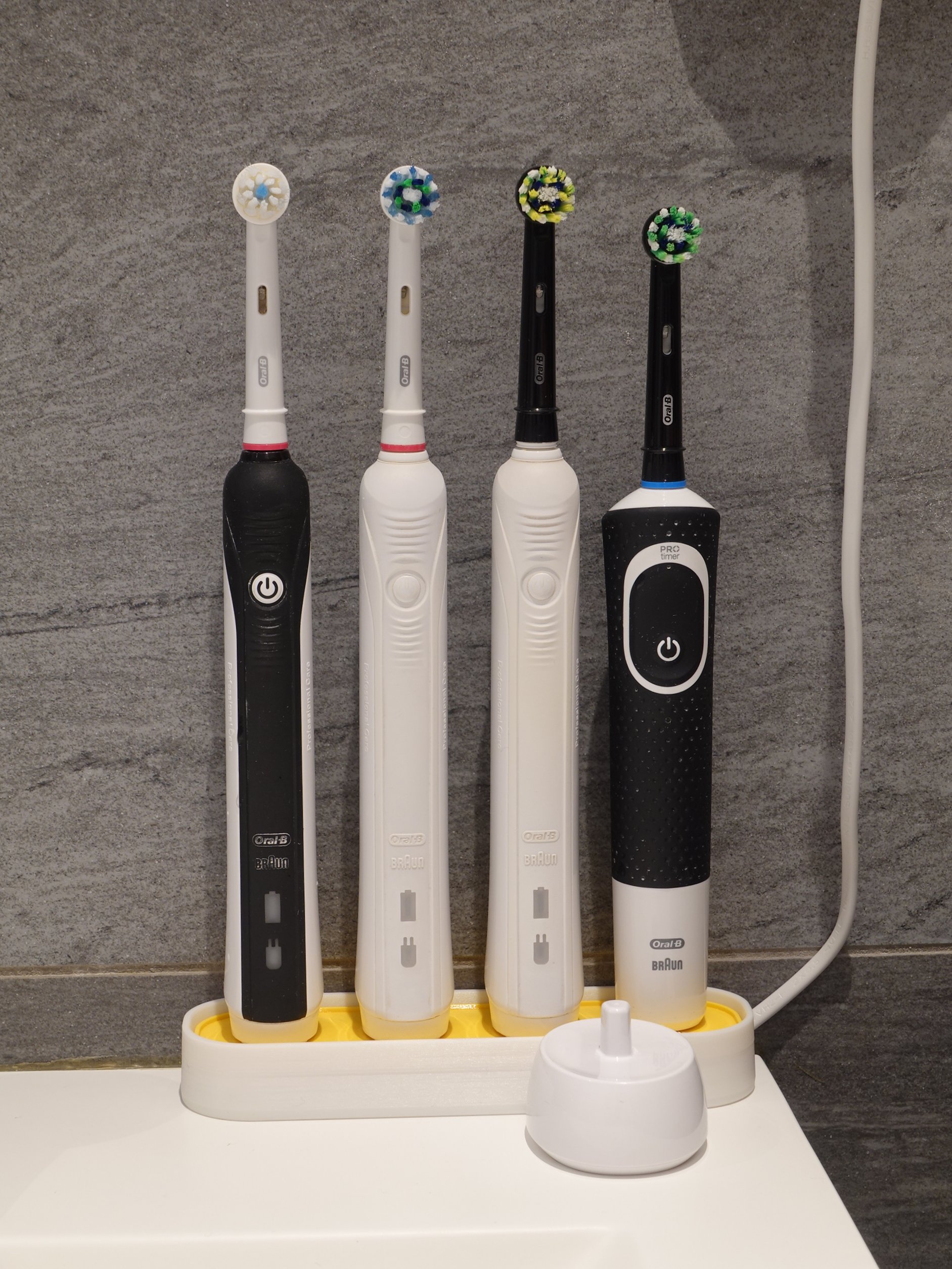 Oral-B Electric Toothbrush Station by ishikawats | Download free STL ...