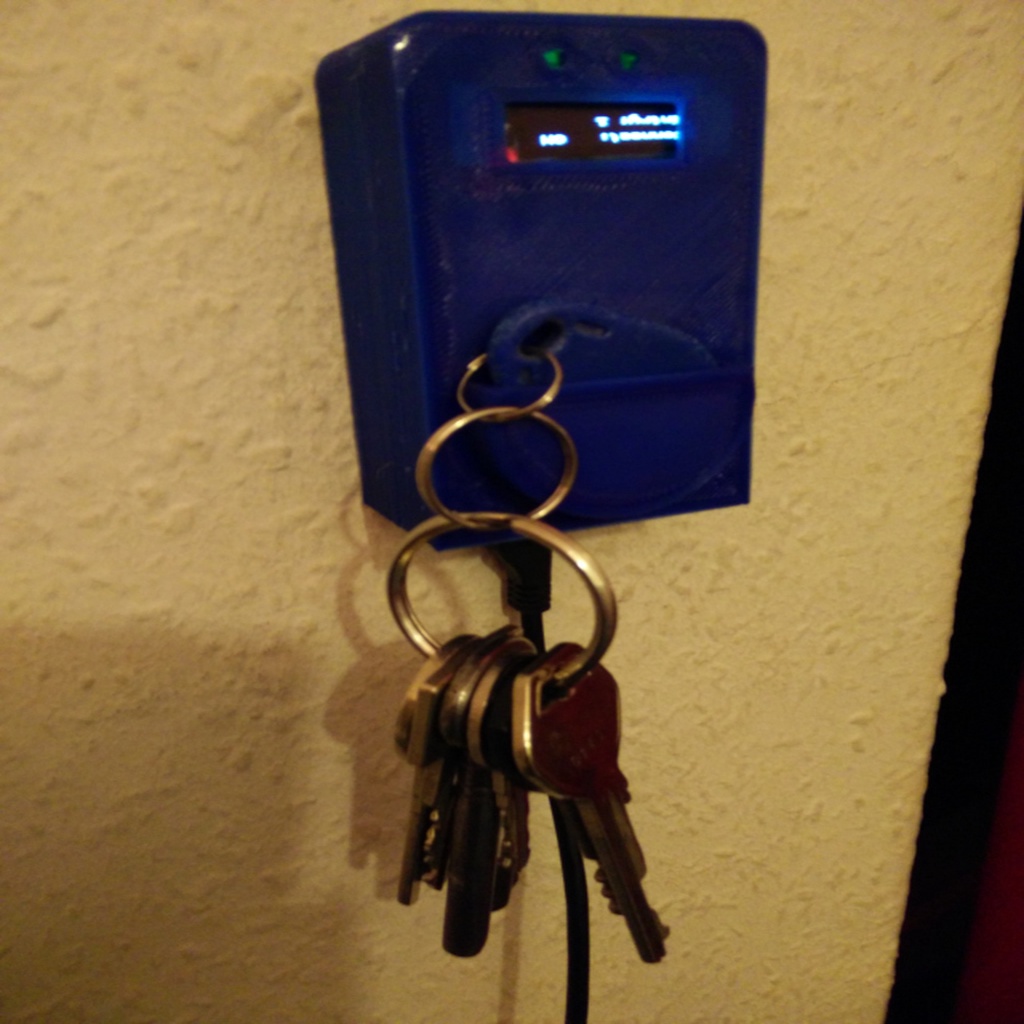 v2 RFID key holder/reader by planetar | Download free STL model ...