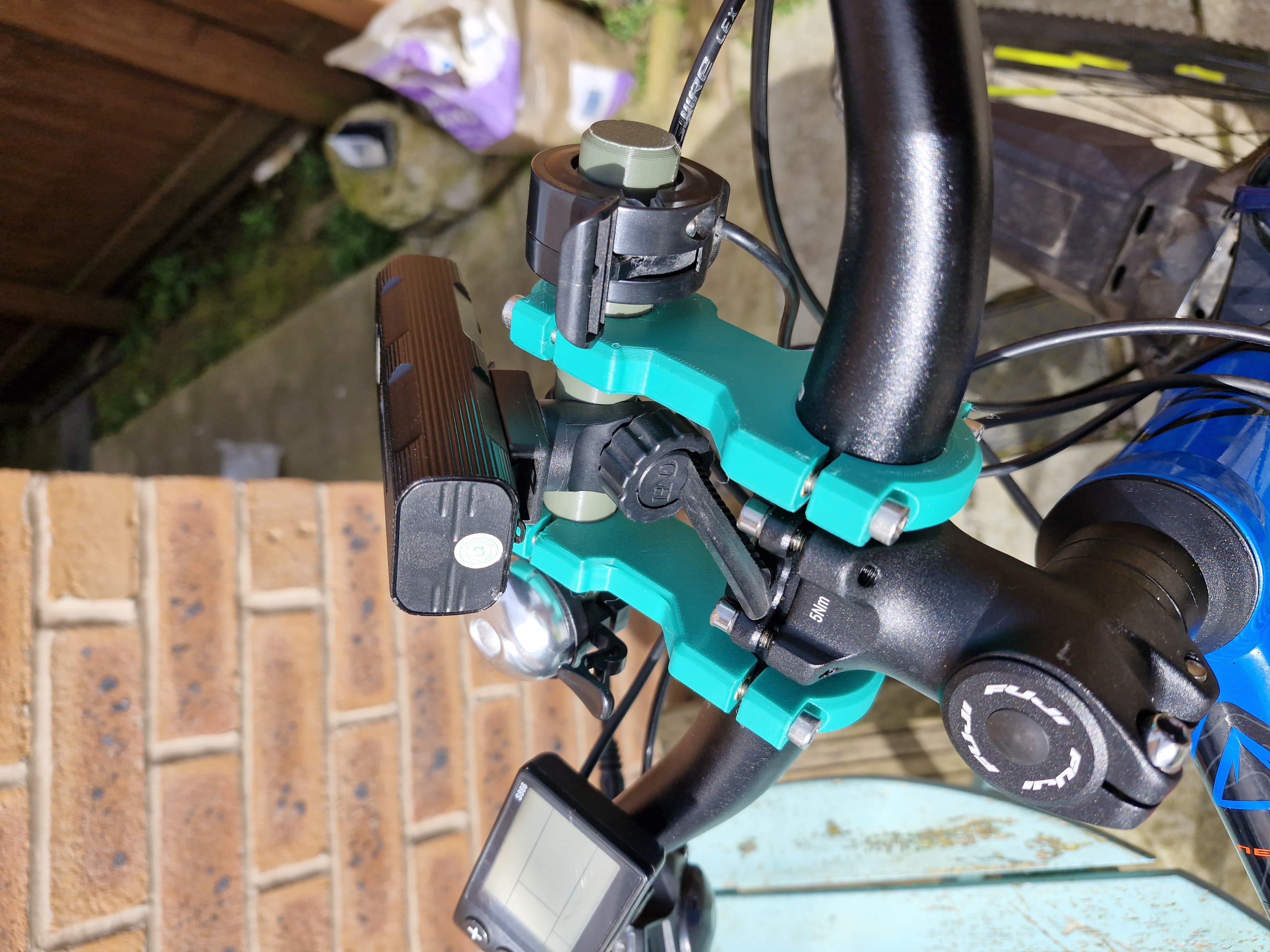 Handlebar Accessory Extender Bar by kwerkshop | Printables Store