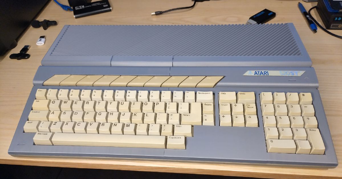 Atari STFM Top Case by Dosfish | Download free STL model | Printables.com