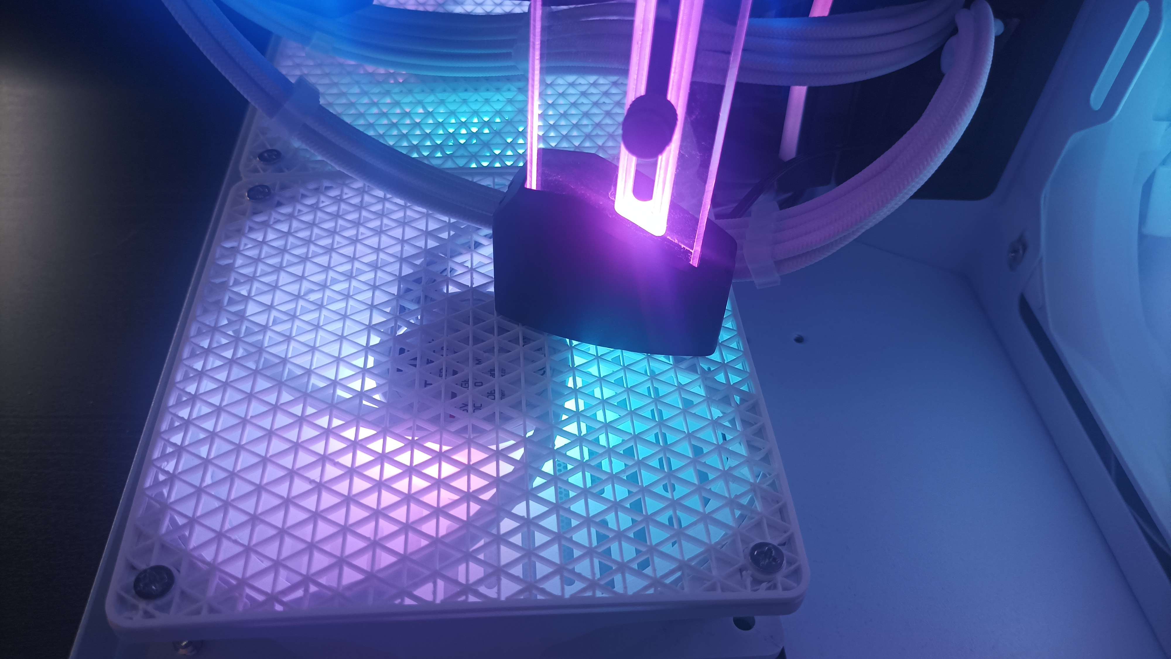 120 mm Fan Cover with Infillpattern by Gleumas | Download free STL ...