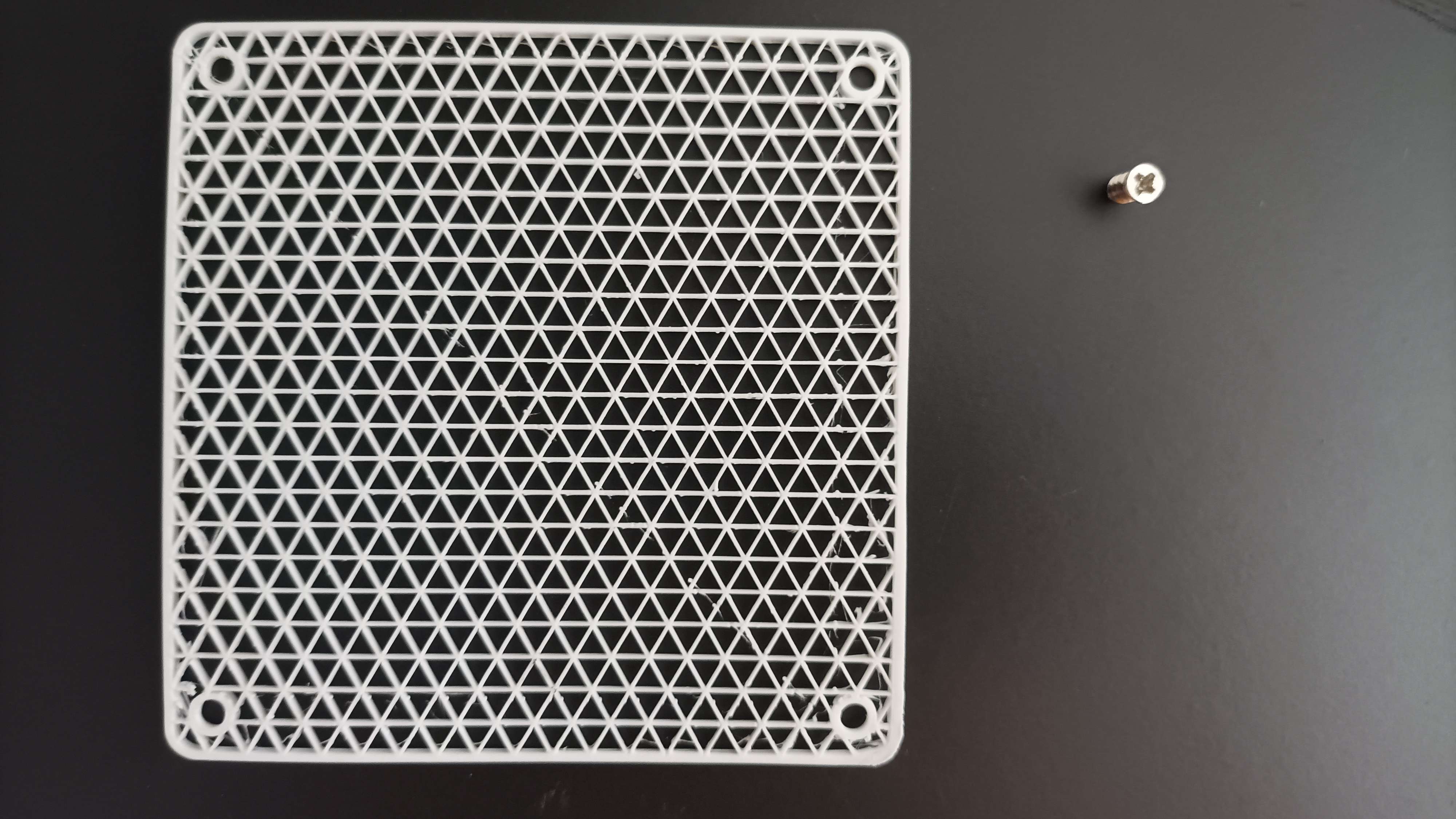 120 mm Fan Cover with Infillpattern by Gleumas | Download free STL ...