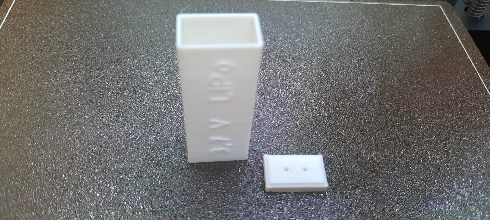 Single LiPo Box/case with lid & label by Swiss-Dynamics | Download free ...