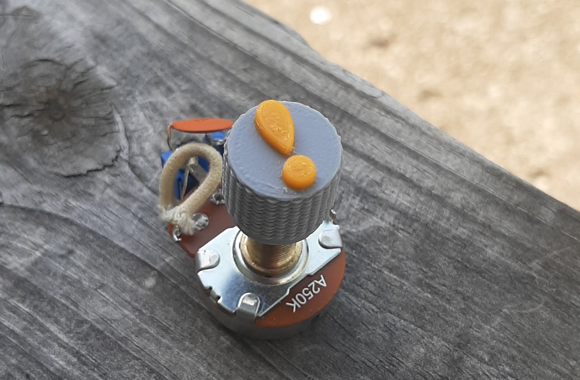 Exclamation Mark knurled potentiometer knob, 6mm ID, printer knob by ...