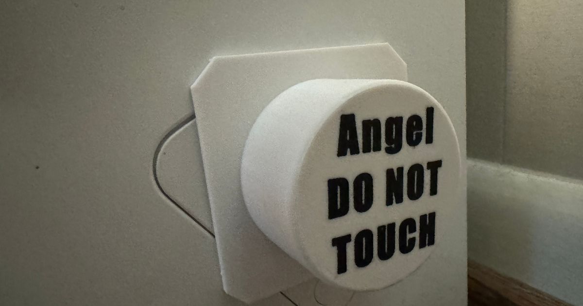 Threaded Access Panel (Child Lock) by Stephen Brown | Download free STL ...