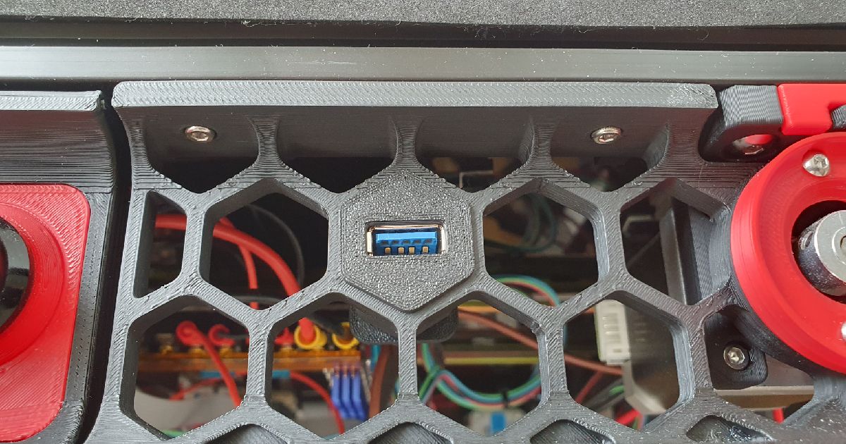 USB port for stock Voron 2.4/Trident skirts by Priestyard | Download ...