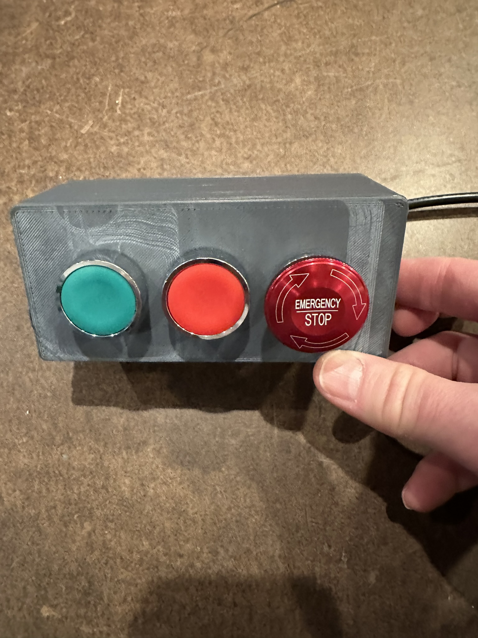 3 Button Control Box (22m) by craiglink | Download free STL model ...