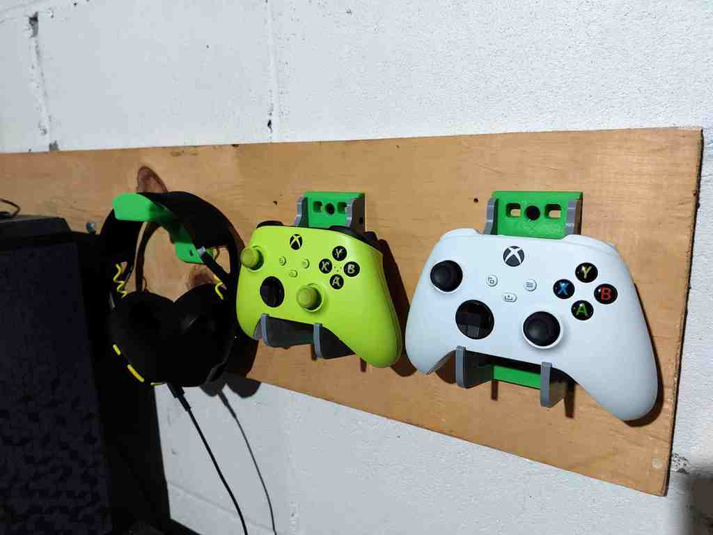 Xbox Controller Hanger 3 pieces (360, One, Core, X) by Jonathan Mayer ...