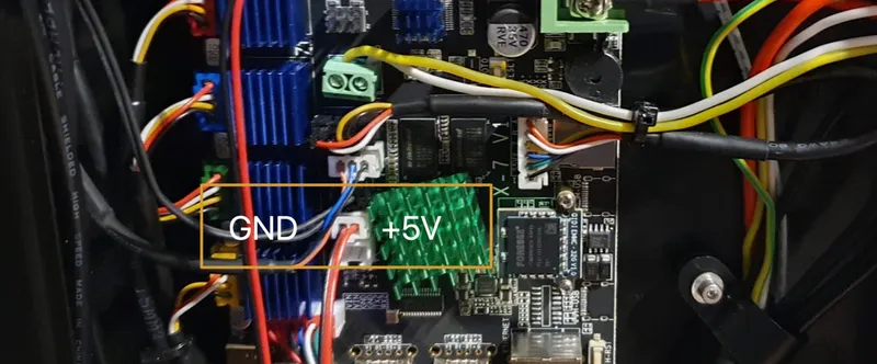 QIDI Q1 Pro Motherboard Fan Plate by 3Dwork.io | Download free STL ...