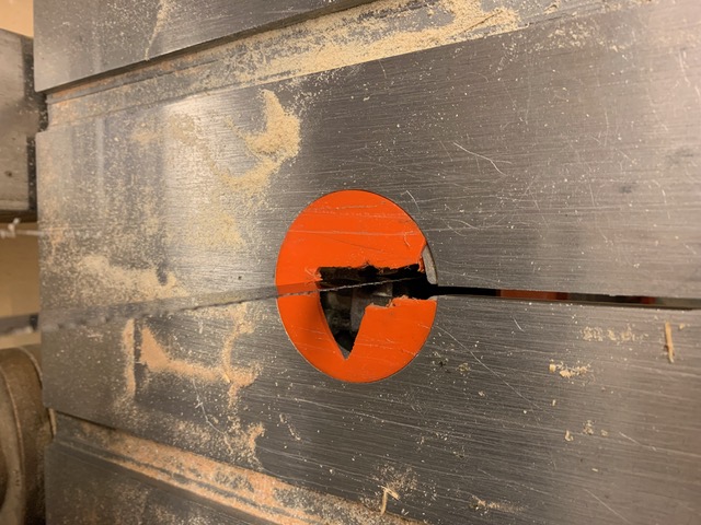 Slotted band saw insert plate by kschlegel | Download free STL model ...