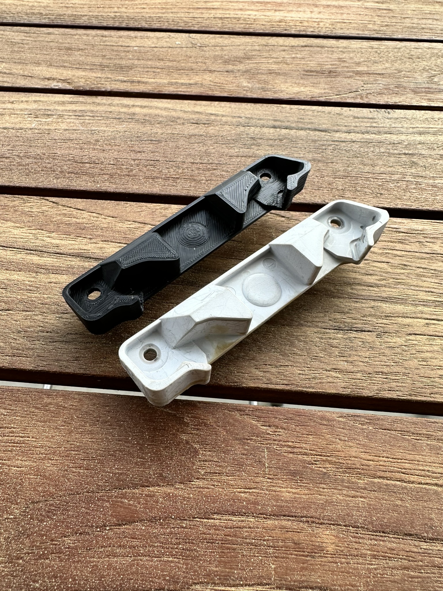 Strike plate lock for Velux roof windows by Make-A-Shape.de | Download ...