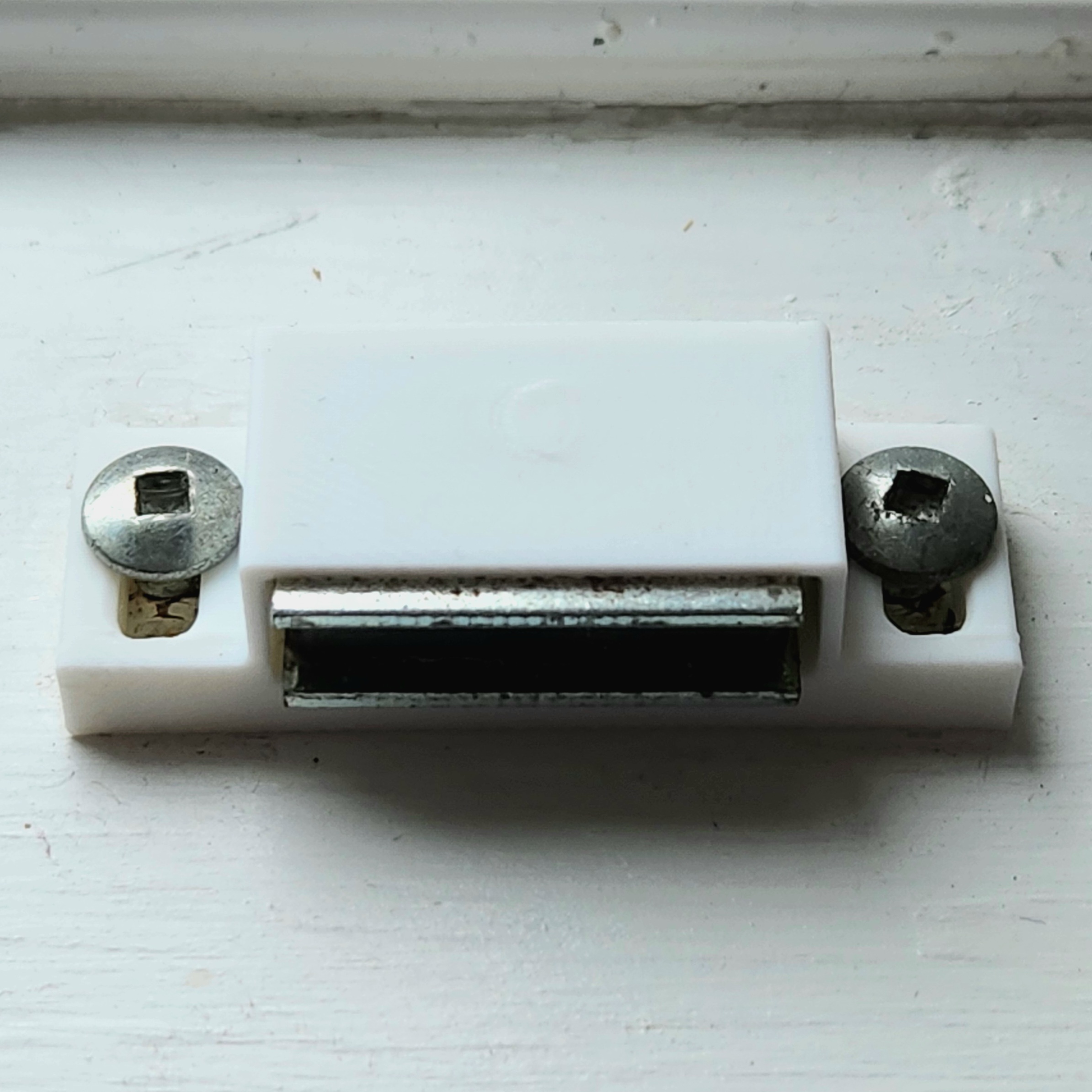 Magnetic Catch for Window Shutters by dv72 | Download free STL model ...