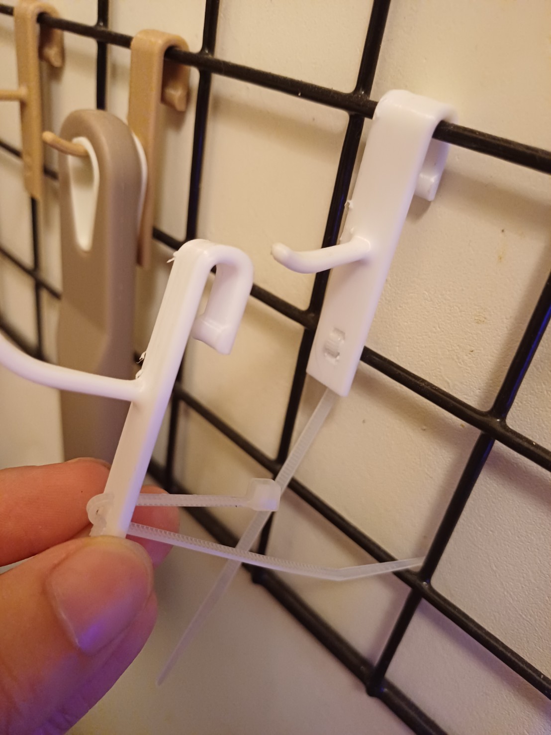 Grid wall Hook by gongshu lin | Download free STL model | Printables.com