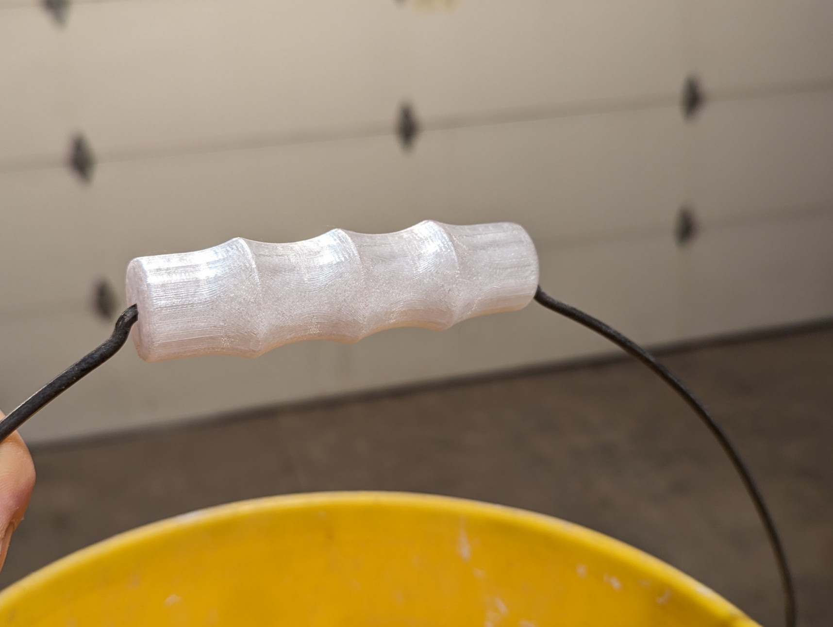 Ergonomic Bucket Handle by jurassic73 | Download free STL model ...