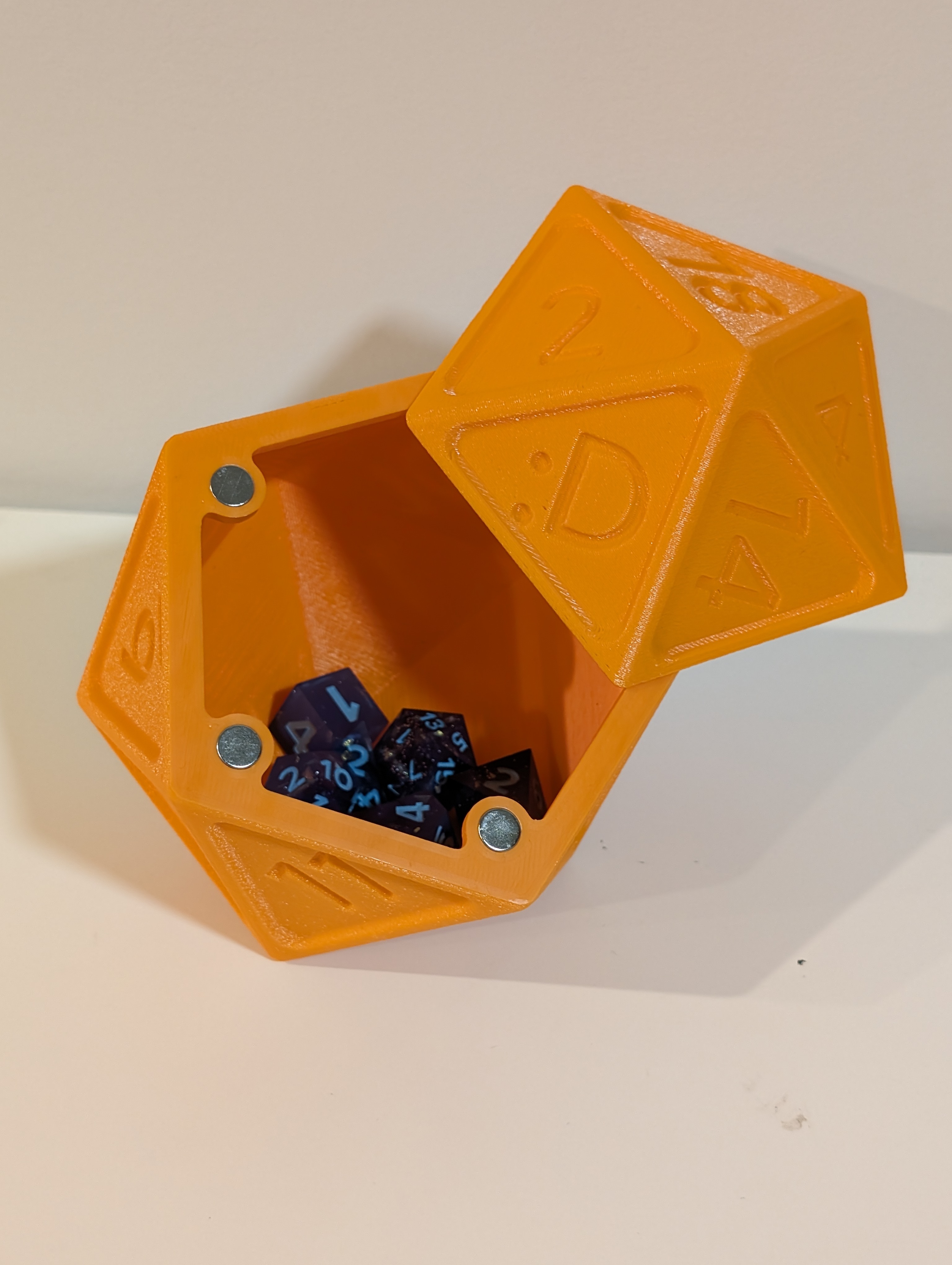 D20 Dice Box by D'Van Howard | Download free STL model | Printables.com