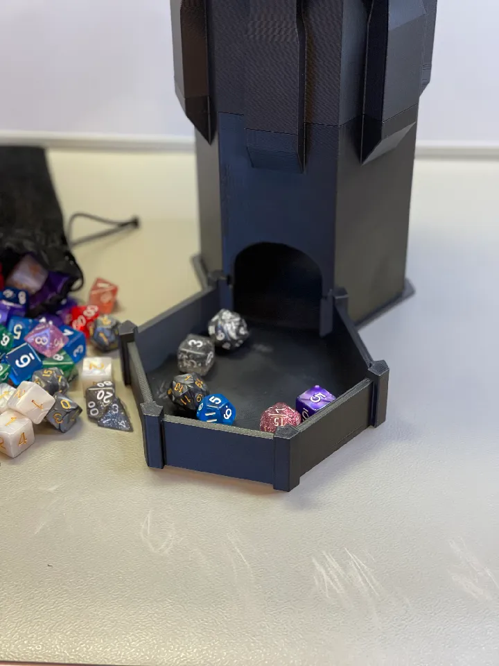 "Press to roll" Dice Tower - 3 sizes by SBtheWizard | Download free STL ...