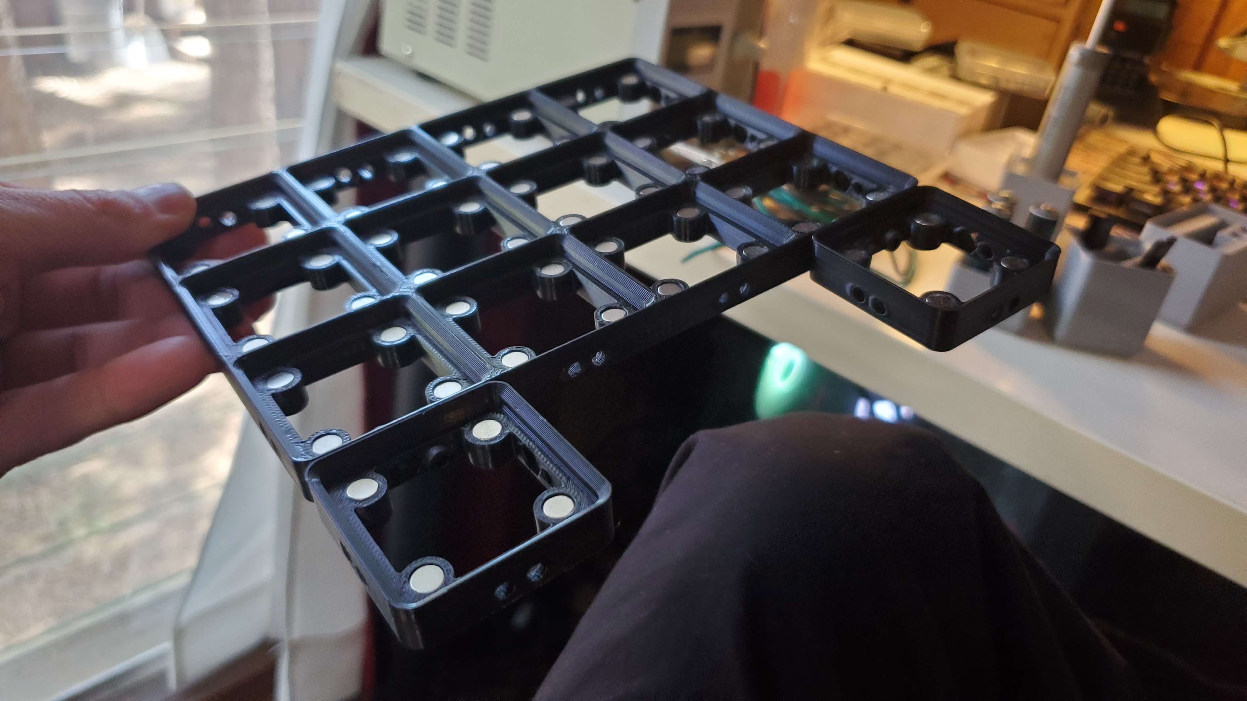 Gridfinity Screwable Magnetic Base Plates by Skooter | Download free ...