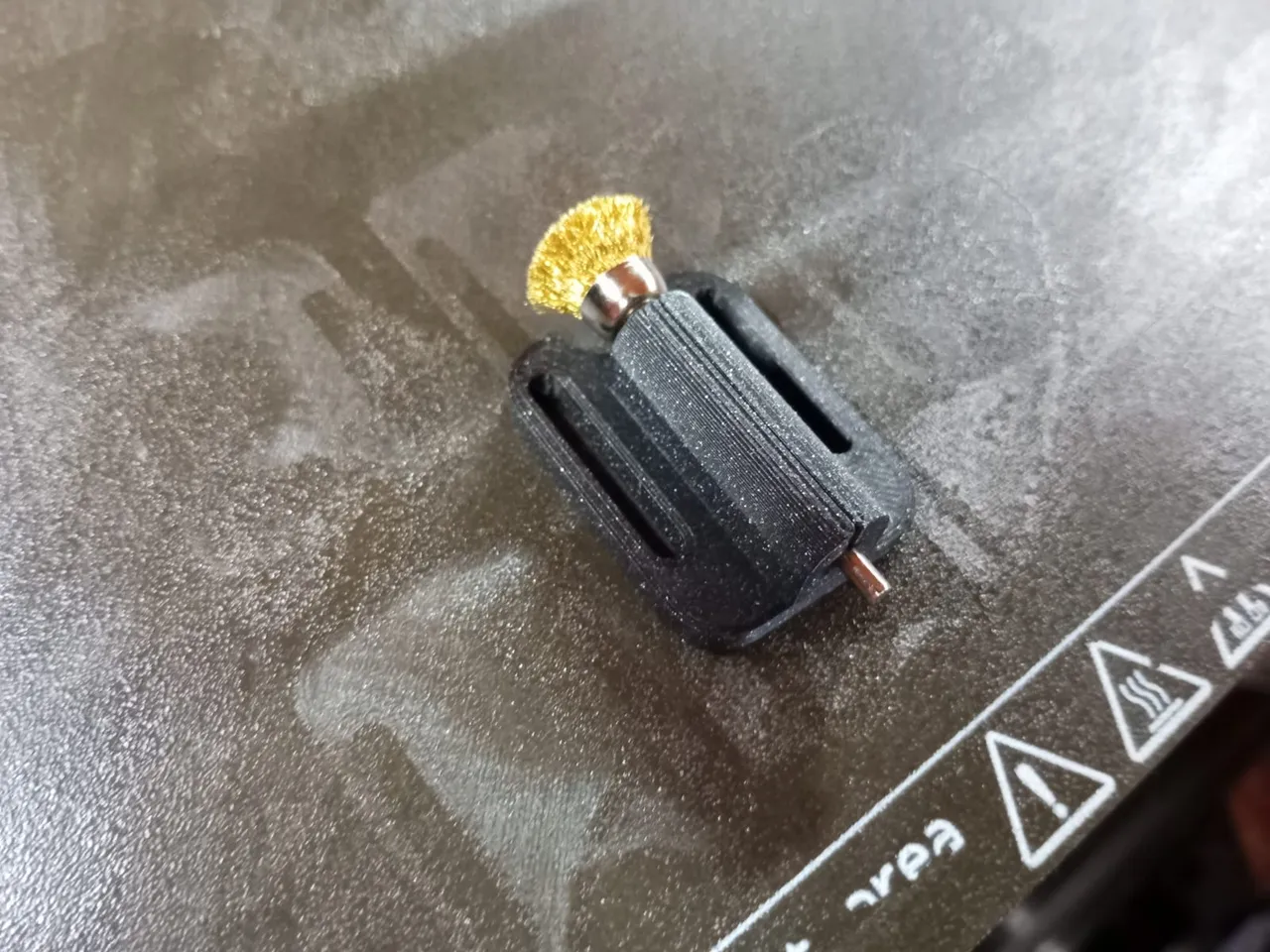 Adjustable nozzle brush holder for Prusa XL by Petr Novacek | Download ...