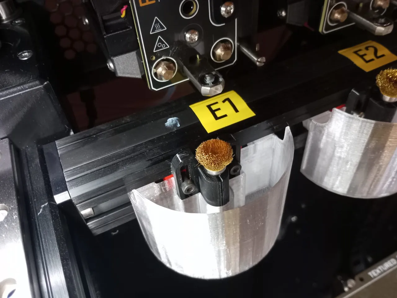 Adjustable nozzle brush holder for Prusa XL by Petr Novacek | Download ...