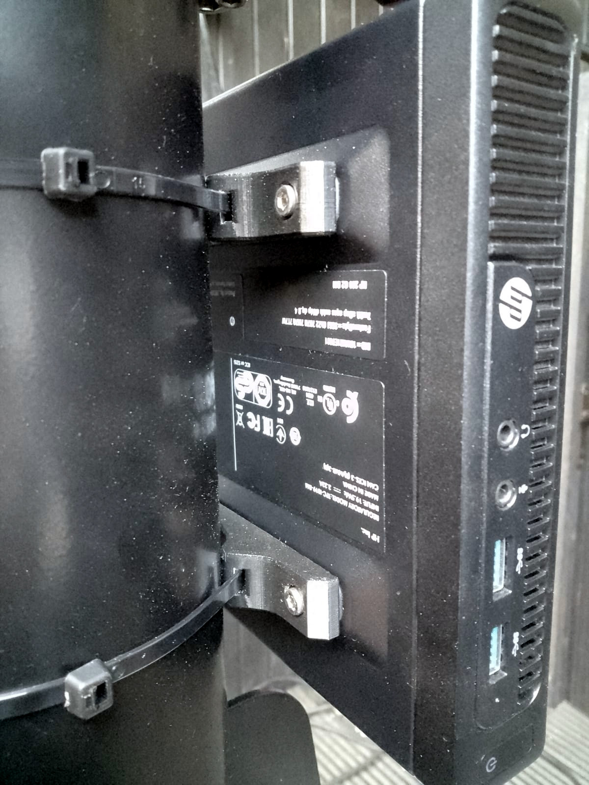 Mini computer holder by DeeDee | Download free STL model | Printables.com