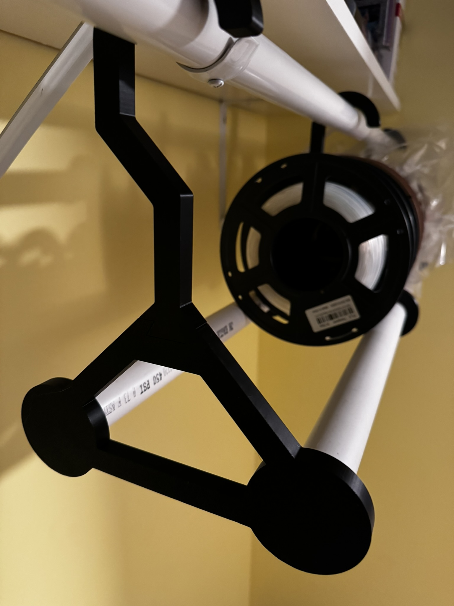 Hanging Filament Storage Rack by deondoond | Download free STL model ...