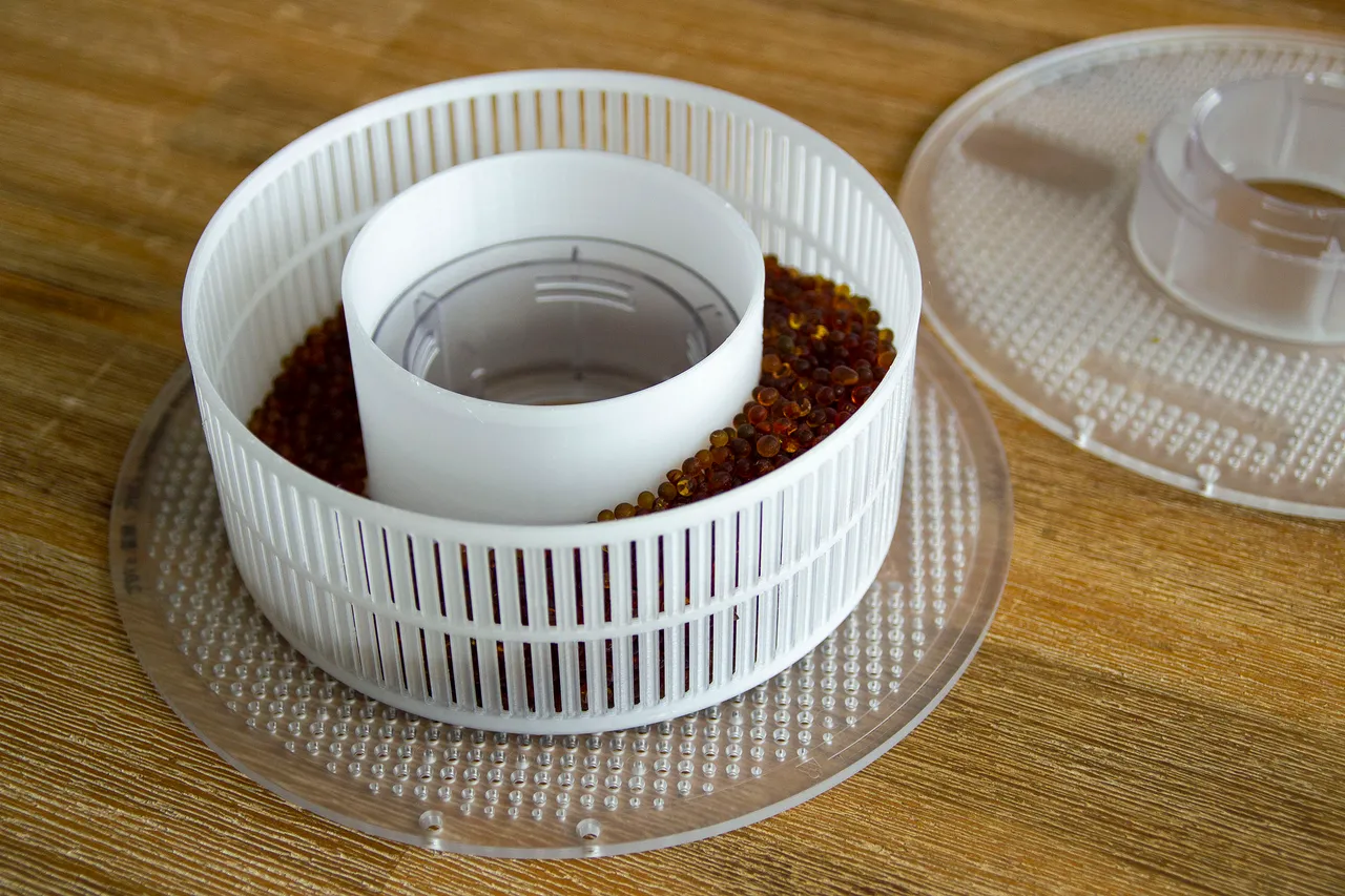 Silica Dryer BambuLab Spool Insert v1 by Brekel | Download free STL model | Printables.com