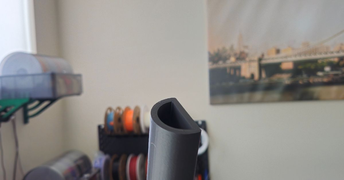 Purge line bin with magnets by Charlie Strauss | Download free STL ...