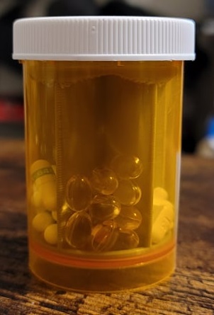 20 Dram Pill Bottle Divider by Utahn | Download free STL model ...