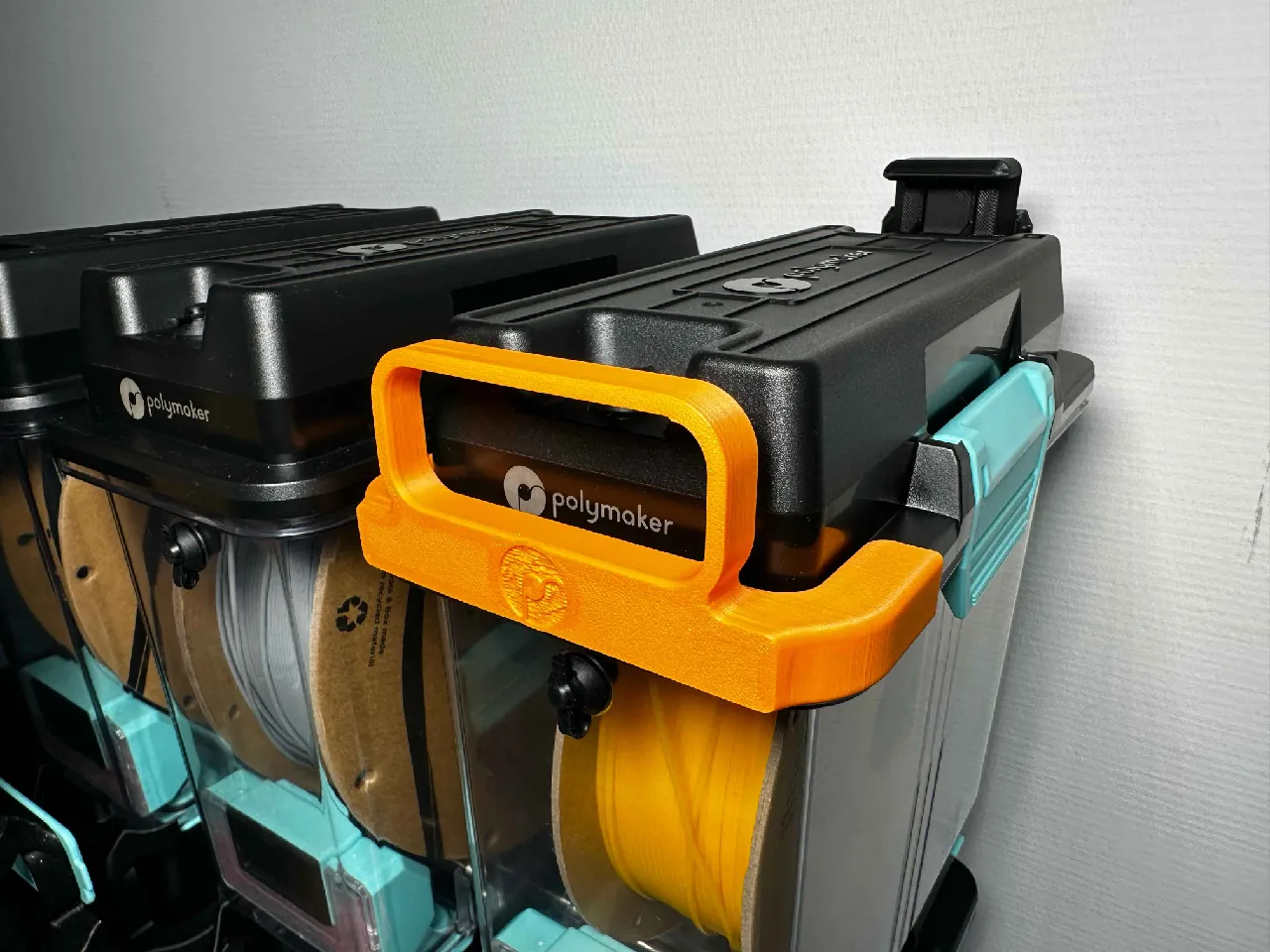 Airlock Dock & Stacker for PolyDryer by Polymaker | Download free STL model | Printables.com