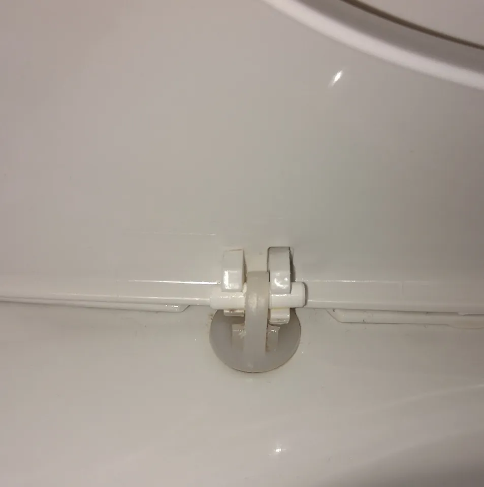 Toilett seat pin by Lupis1 | Download free STL model | Printables.com