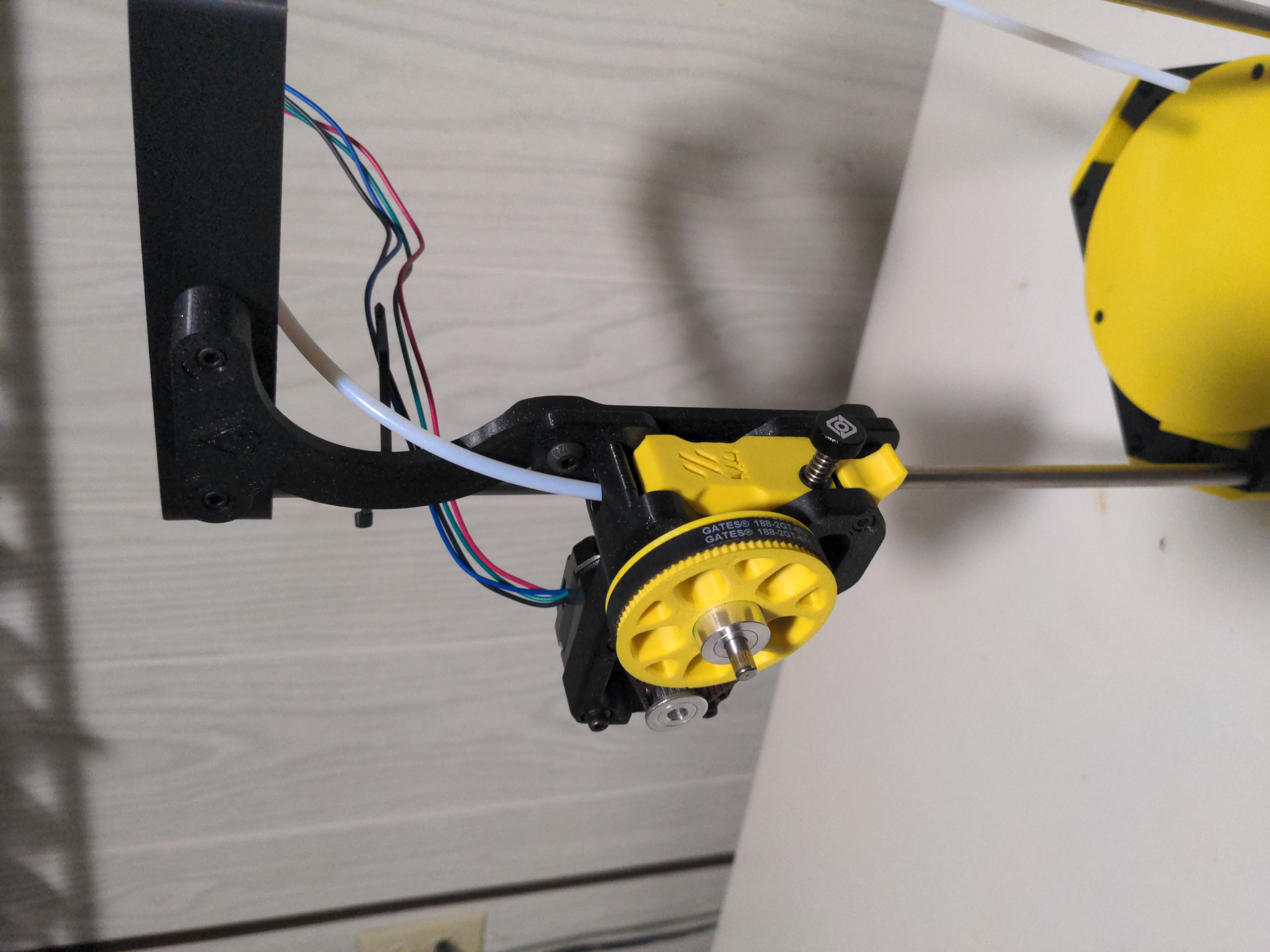 Min : Mount for M4 Extruder by Cova | Download free STL model ...