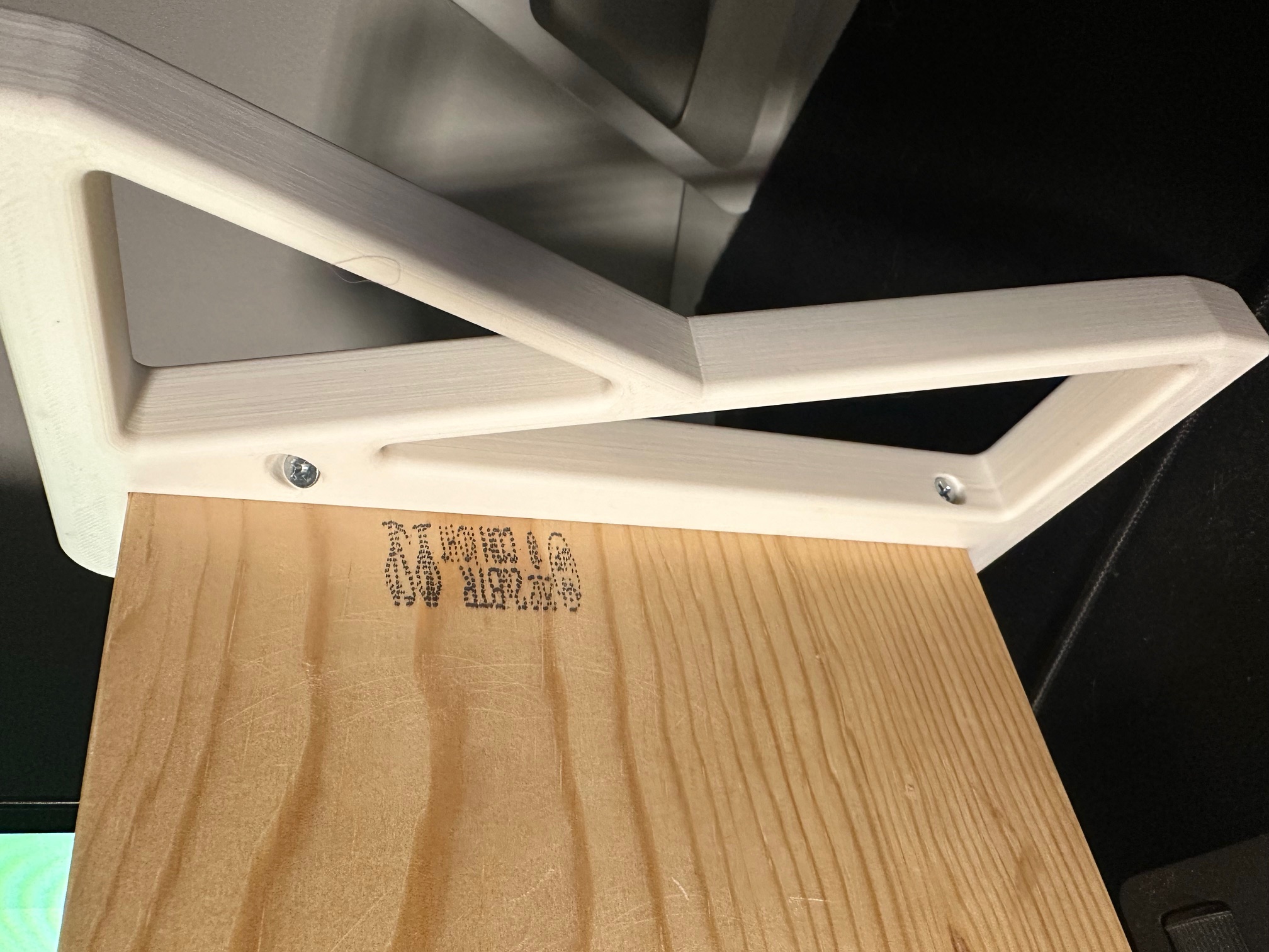 Keyboard / Monitor Riser Bracket by Lex | Download free STL model ...