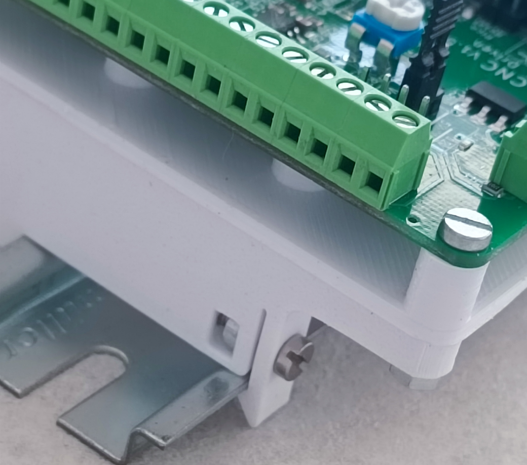 Baseplate & DIN-clamp PicoCNC by Mindutis | Download free STL model ...