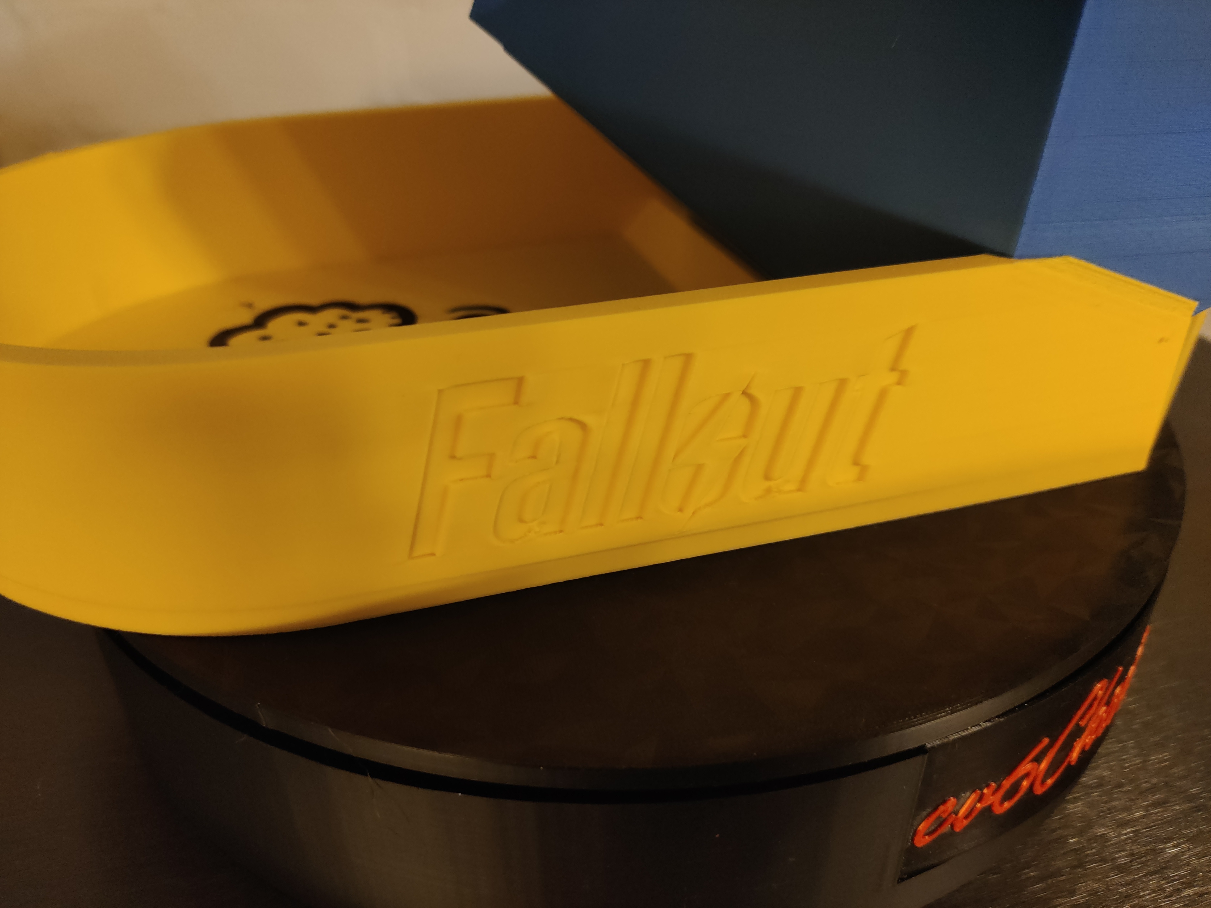 D20 Dice Tower - Fallout Design by Dice & Dragons | Download free STL ...